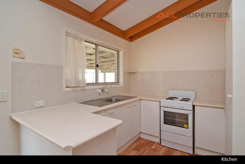 32 Vergulde Road, Regents Park QLD 4118 - House For Rent | Domain