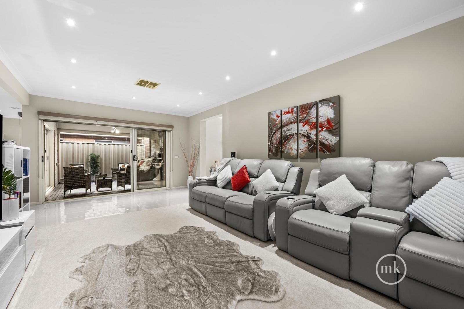 40 Laurimar Boulevard, Doreen VIC 3754 | Domain