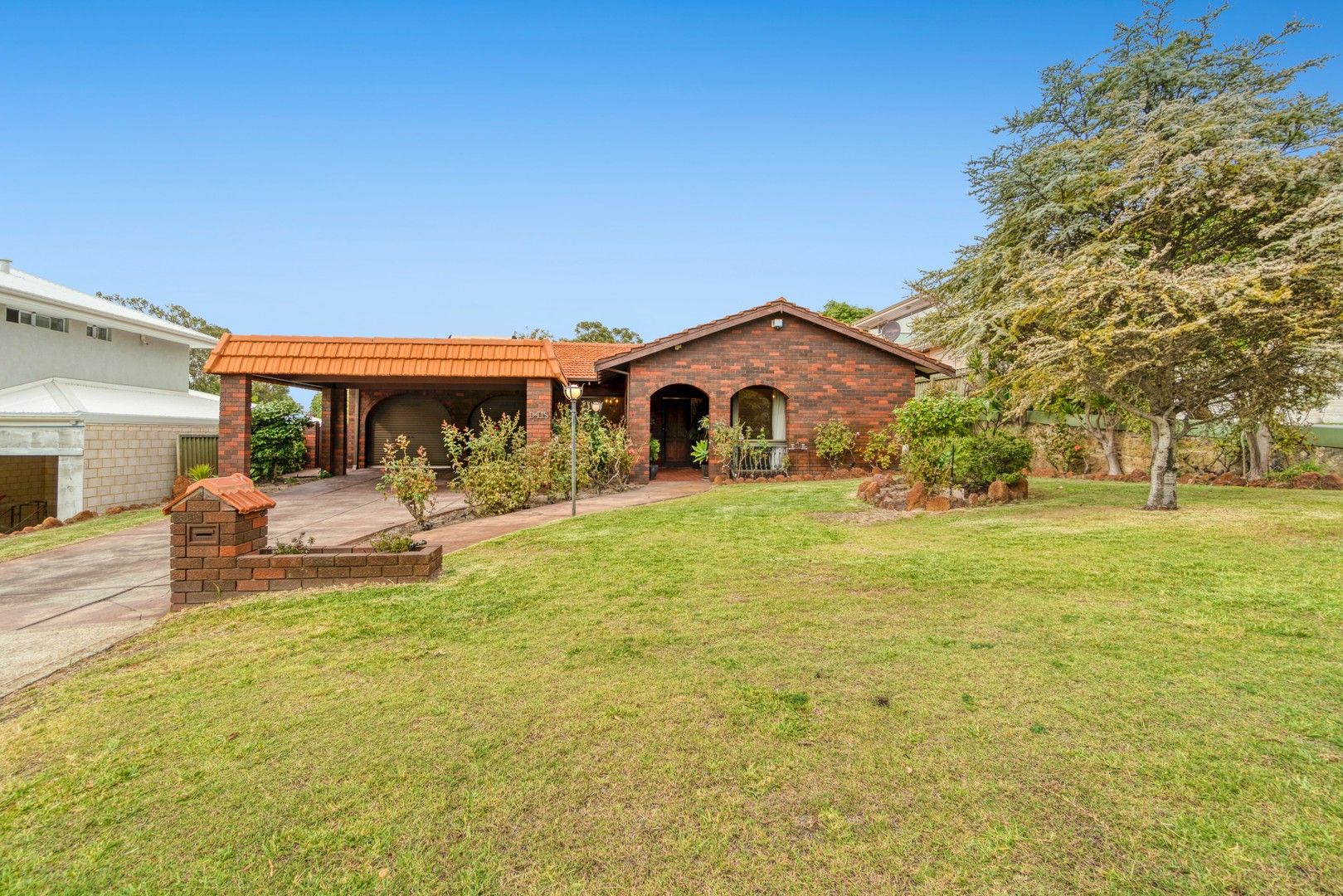 41 Karoonda Road, Booragoon WA 6154 - House For Rent | Domain