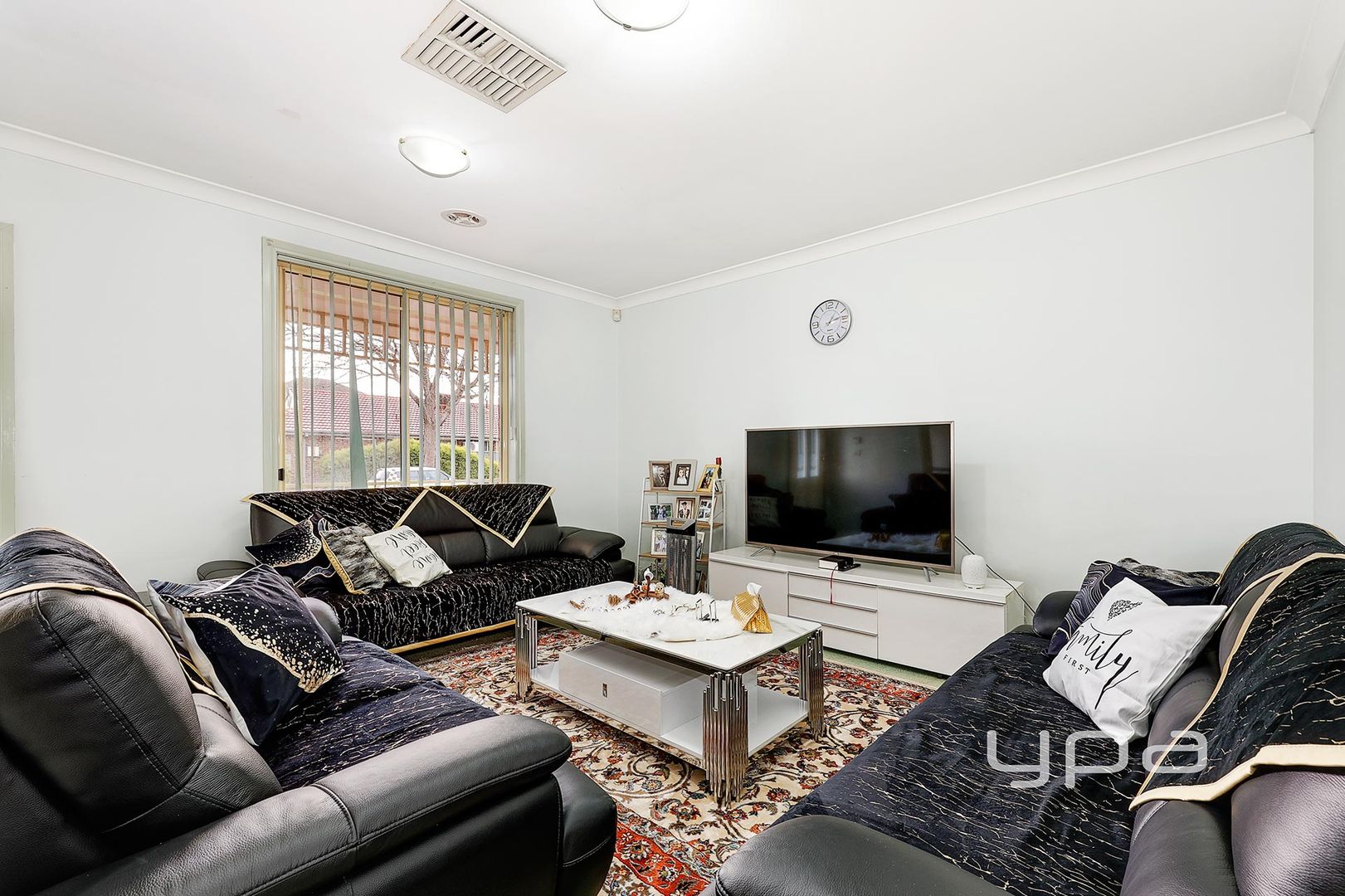 7 William Circuit, Caroline Springs VIC 3023 | Domain