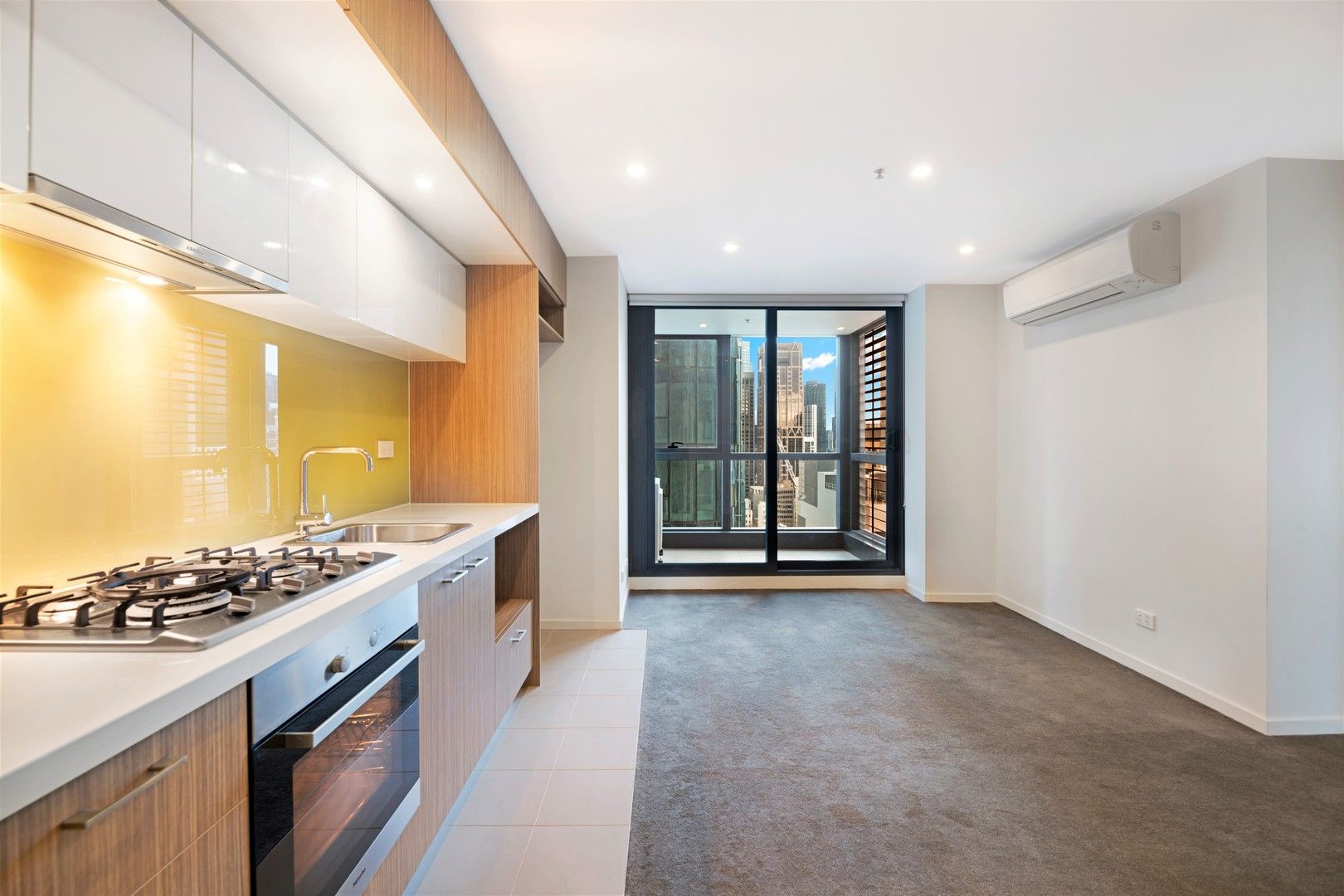 2408/5 Sutherland Street, Melbourne VIC 3000 - Apartment For Rent | Domain