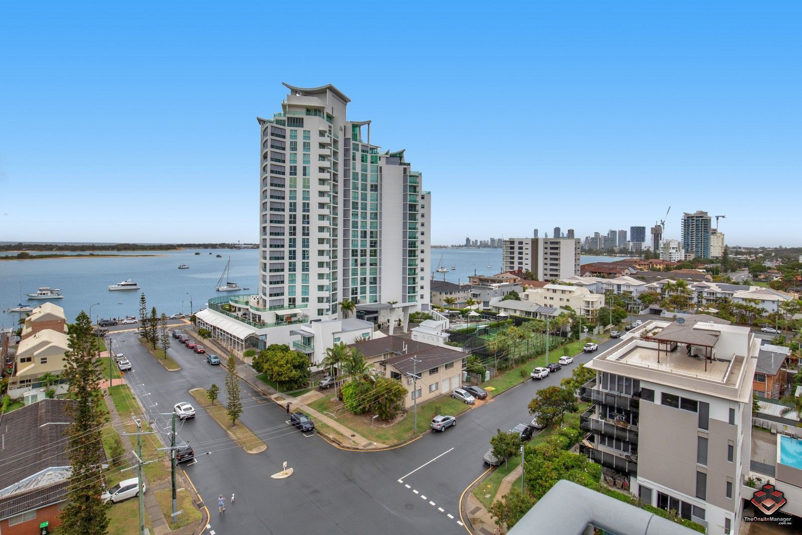 ID:21126134/20 Labrador Street, Labrador QLD 4215 - Apartment For Rent ...