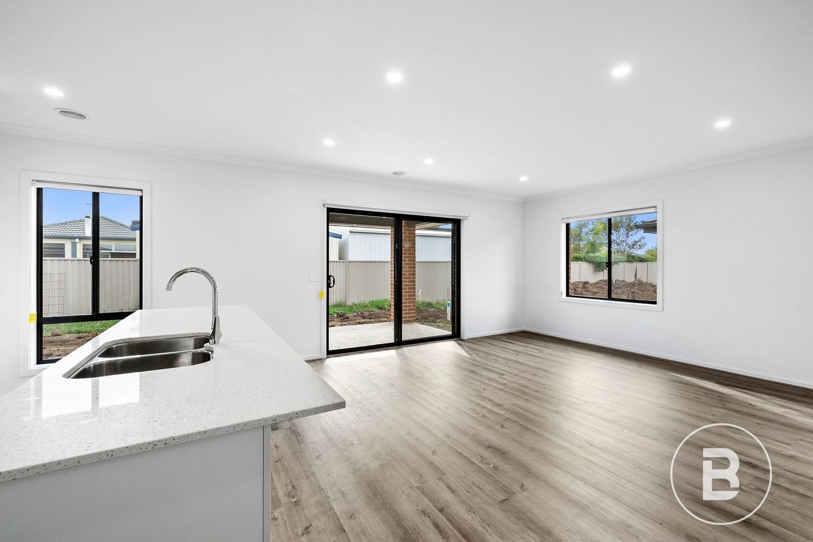 40 Walters Way, Alfredton VIC 3350 - House For Rent - $430 | Domain