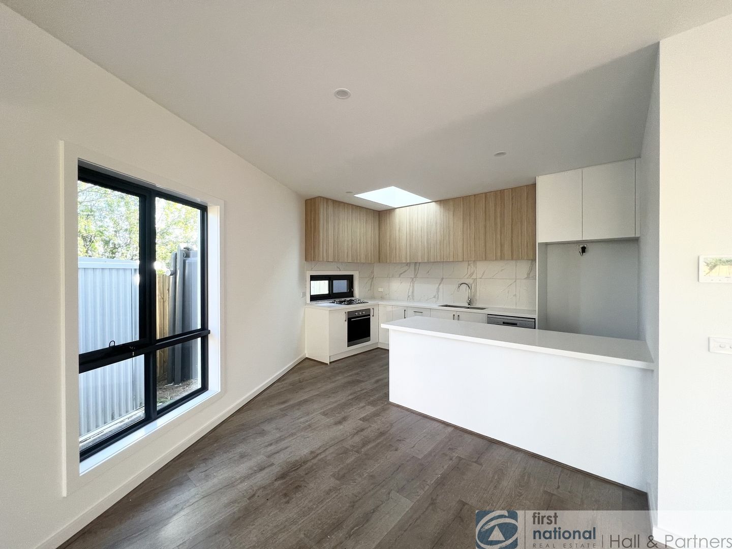 4/15 Channelle Close, Hampton Park VIC 3976 - Townhouse For Rent | Domain
