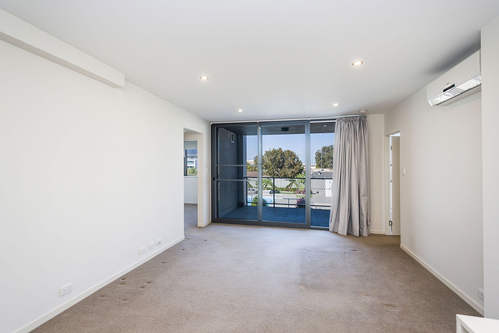 31/280 Lord Street, Perth WA 6000 - Apartment For Rent - $650 | Domain