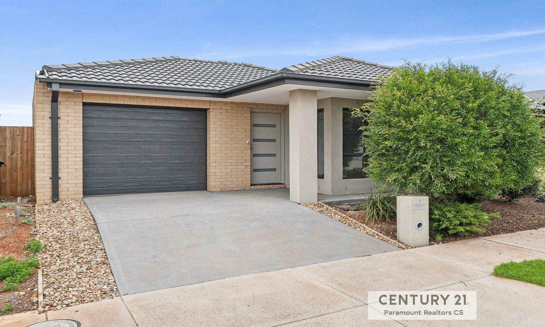 7 Arcane Street, Thornhill Park VIC 3335 - House For Rent | Domain