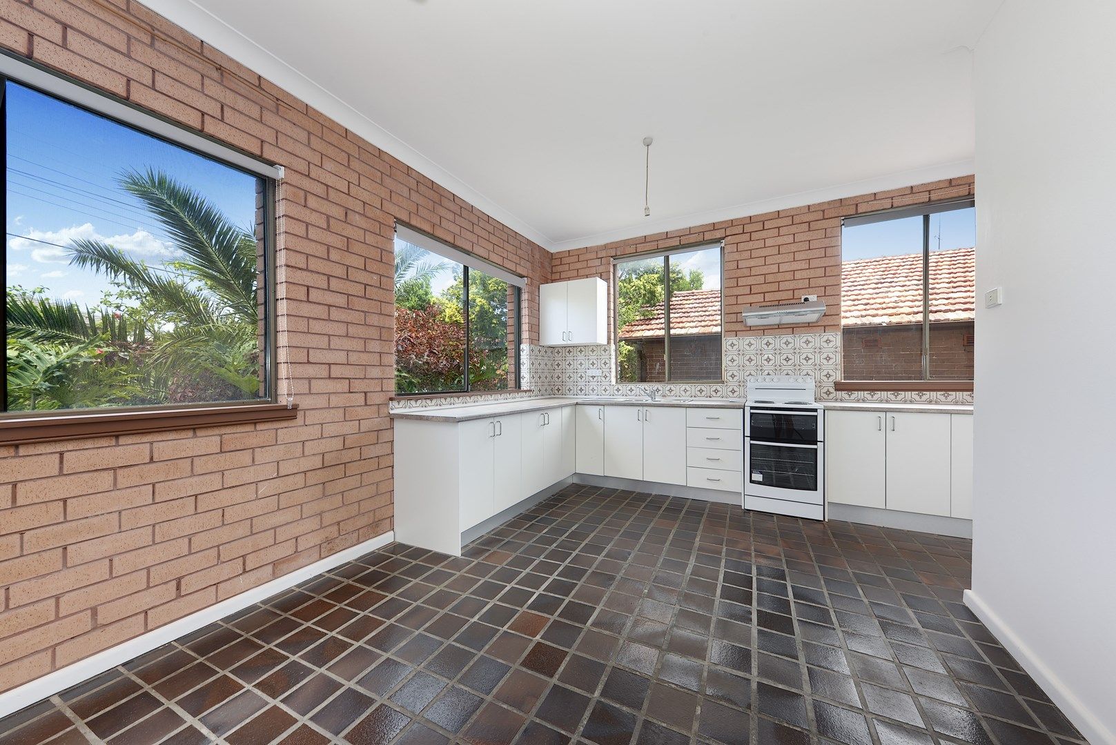 1/58 Fern St, Randwick NSW 2031 - Apartment For Rent - $750 | Domain