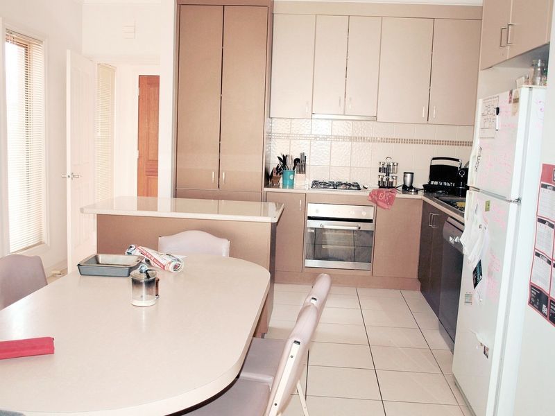 6/6 Friswell Avenue, Flora Hill VIC 3550 - Townhouse For Rent | Domain