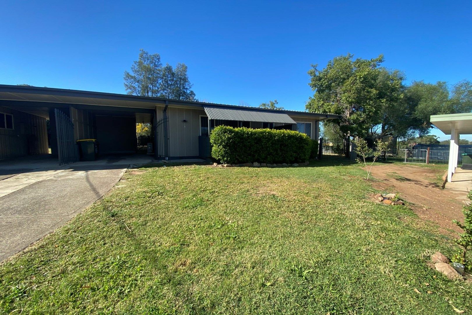 1/8 Midanga Avenue, Muswellbrook | Property History & Address Research ...