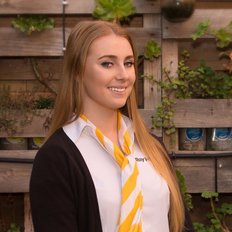 Maddy Theobald | Ray White Bendigo | Real Estate Agent in 27 Queen ...