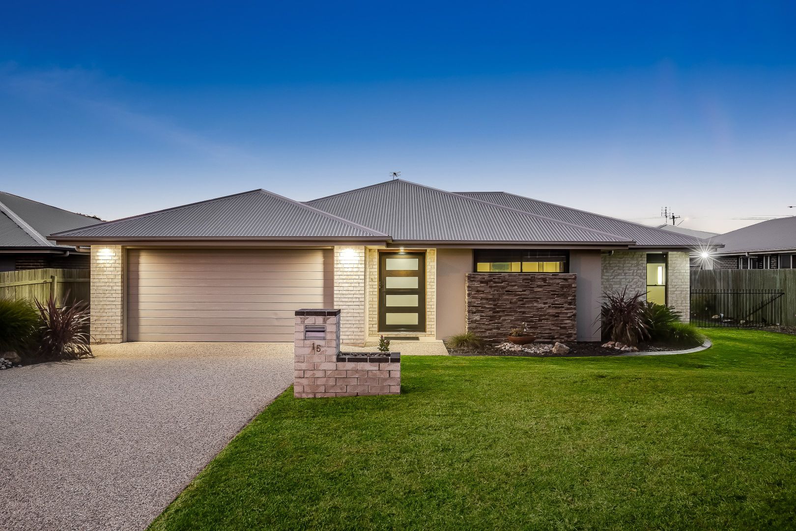 15 Opperman Drive, Kearneys Spring | Property History & Address ...