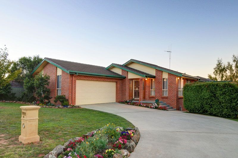 25 Pine Ridge Drive, Orange | Property History & Address Research | Domain