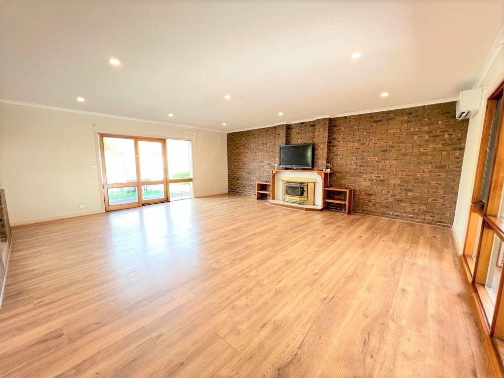 19 Concord Circuit, Albanvale VIC 3021 - House For Rent | Domain