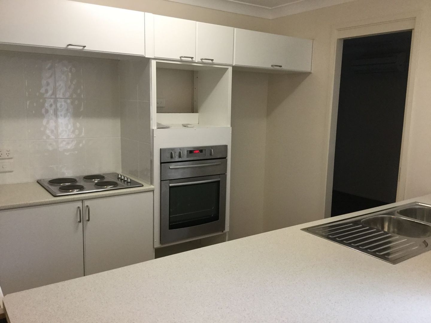 8 Nigel Place, Carey Bay NSW 2283 - House For Rent | Domain