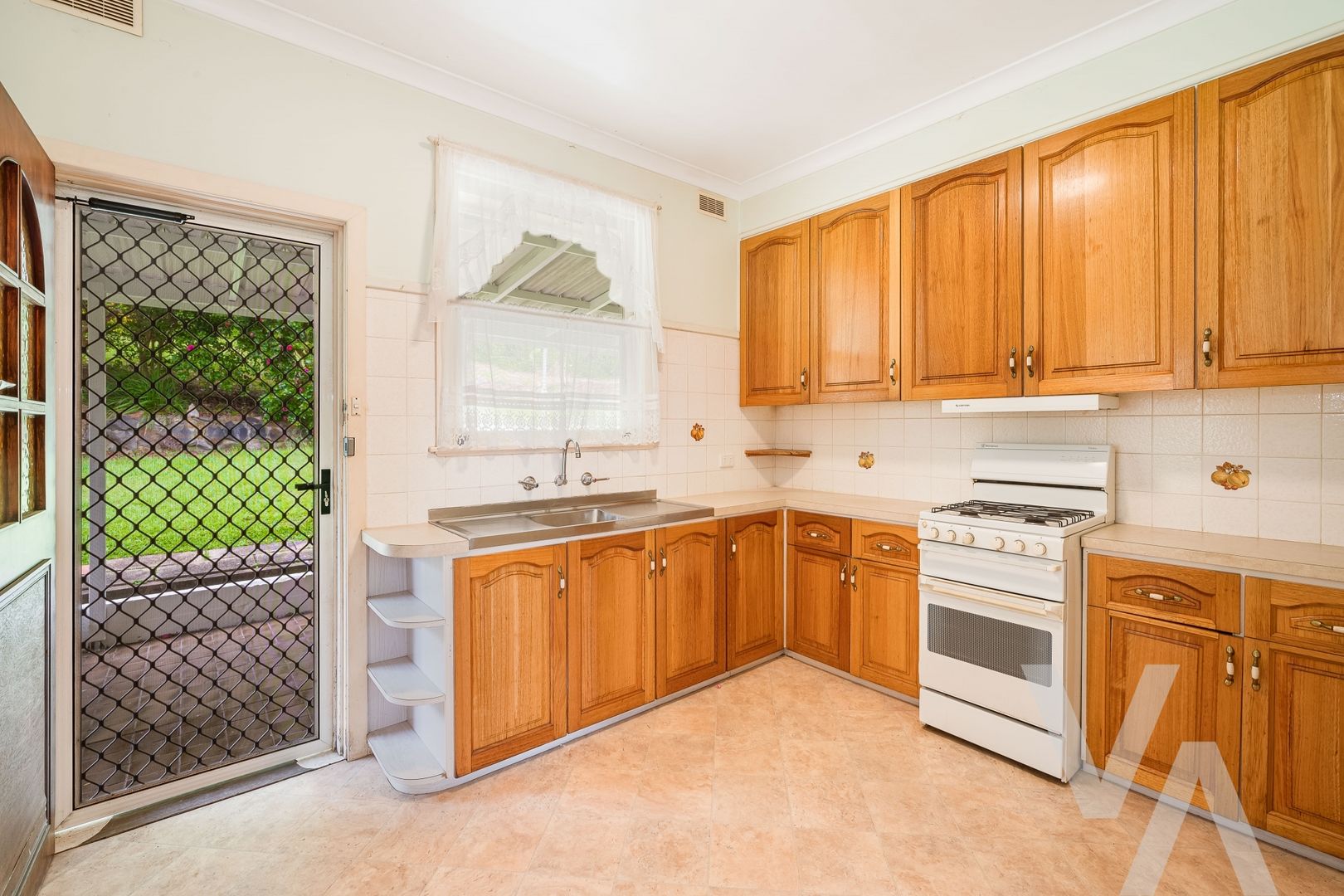 49 Carolyn Street, Adamstown Heights NSW 2289 - House For Rent | Domain
