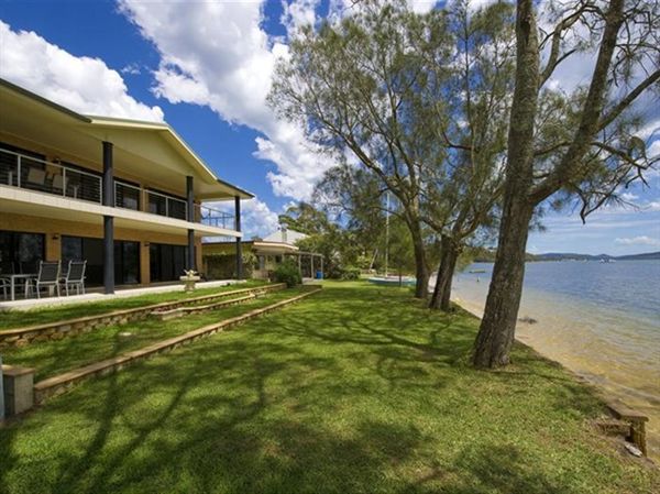 121 Foreshore Drive, Salamander Bay | Property History & Address ...