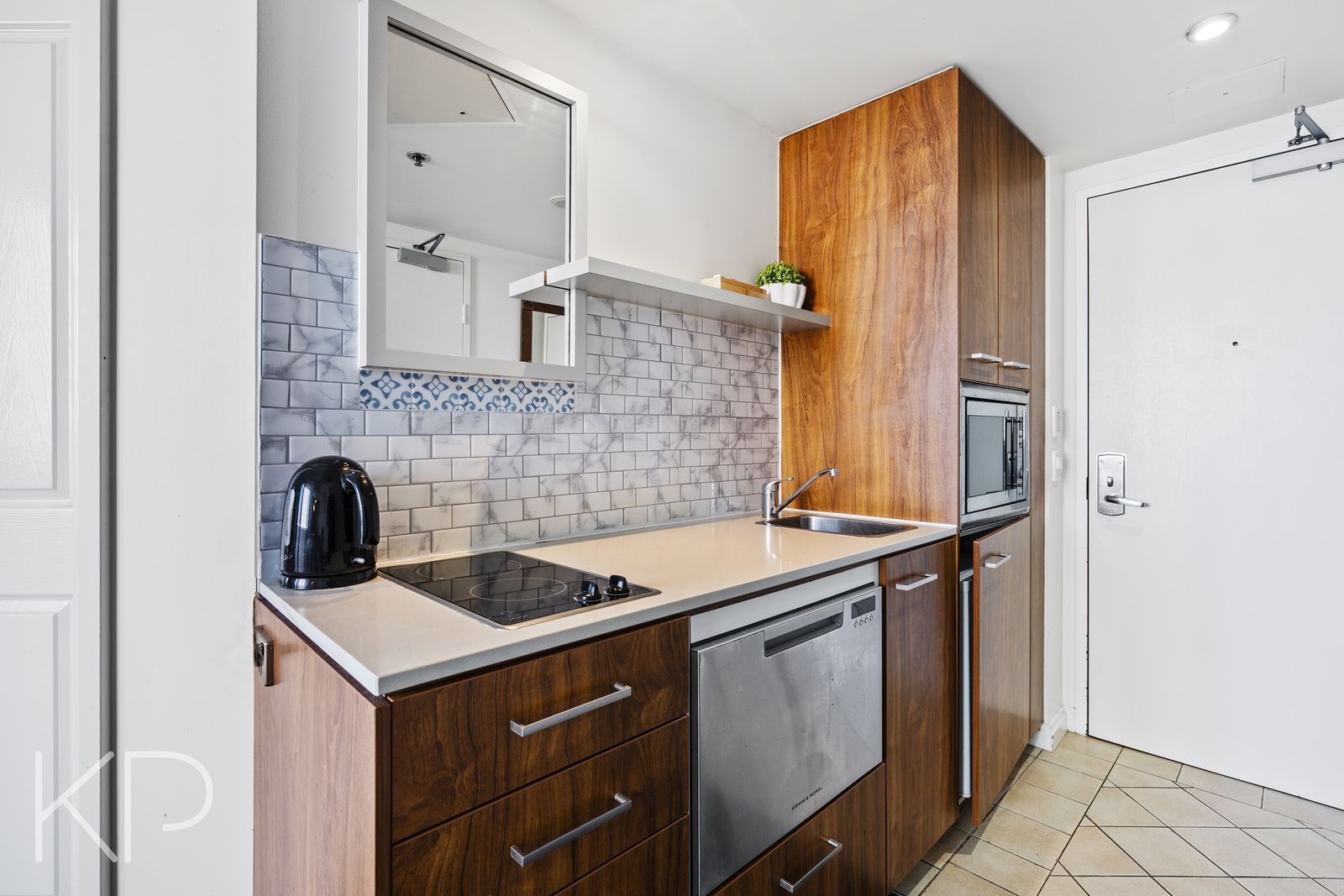 25 Laycock Street, Surfers Paradise QLD 4217 | Domain