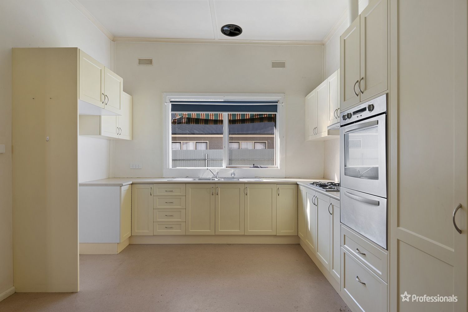 12 Casey Street, Maryborough VIC 3465 | Domain