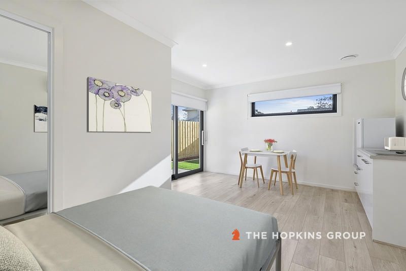39 Frome Avenue, Frankston VIC 3199 - Studio For Rent - $380 | Domain