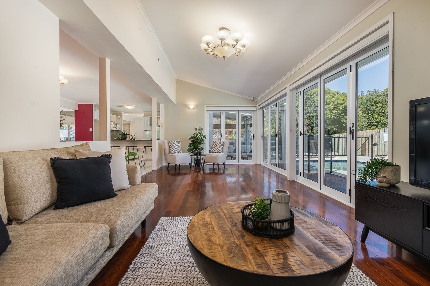 Sold 2 Sommerville Place, Chermside West QLD 4032 on 13 Feb 2023 ...