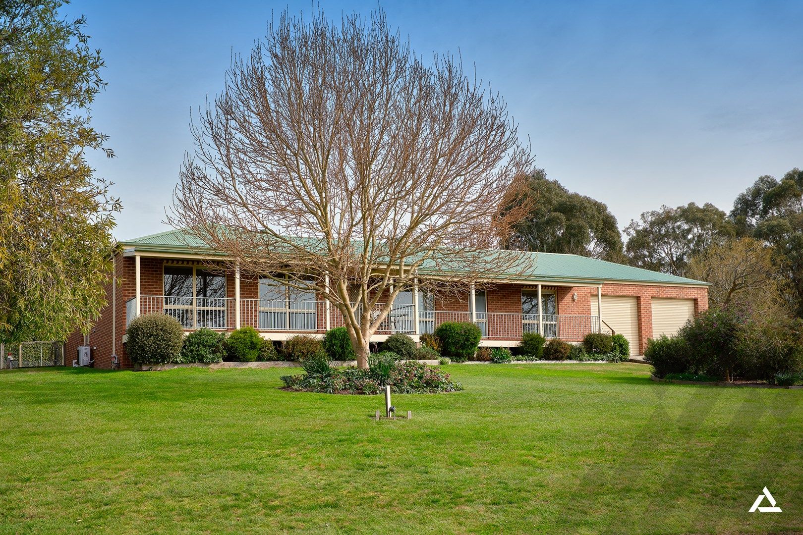 7 Huntingdon Court, Drouin | Property History & Address Research | Domain