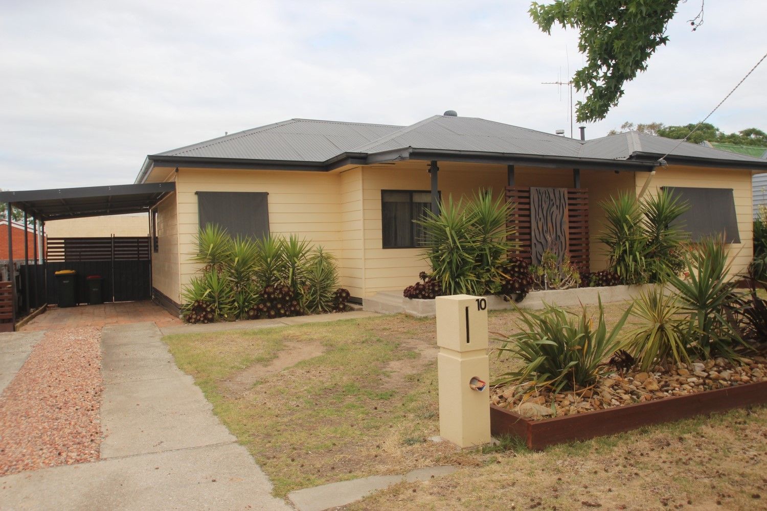 10 Raglan Street, Maryborough | Property History & Address Research ...