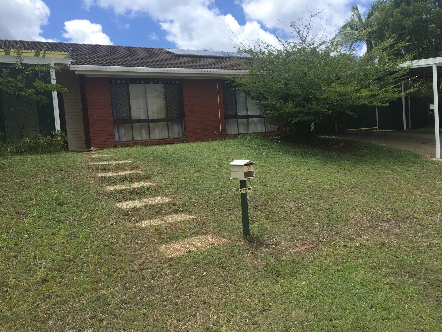 17 Batman Crescent, Springwood QLD 4127 - House For Rent | Domain
