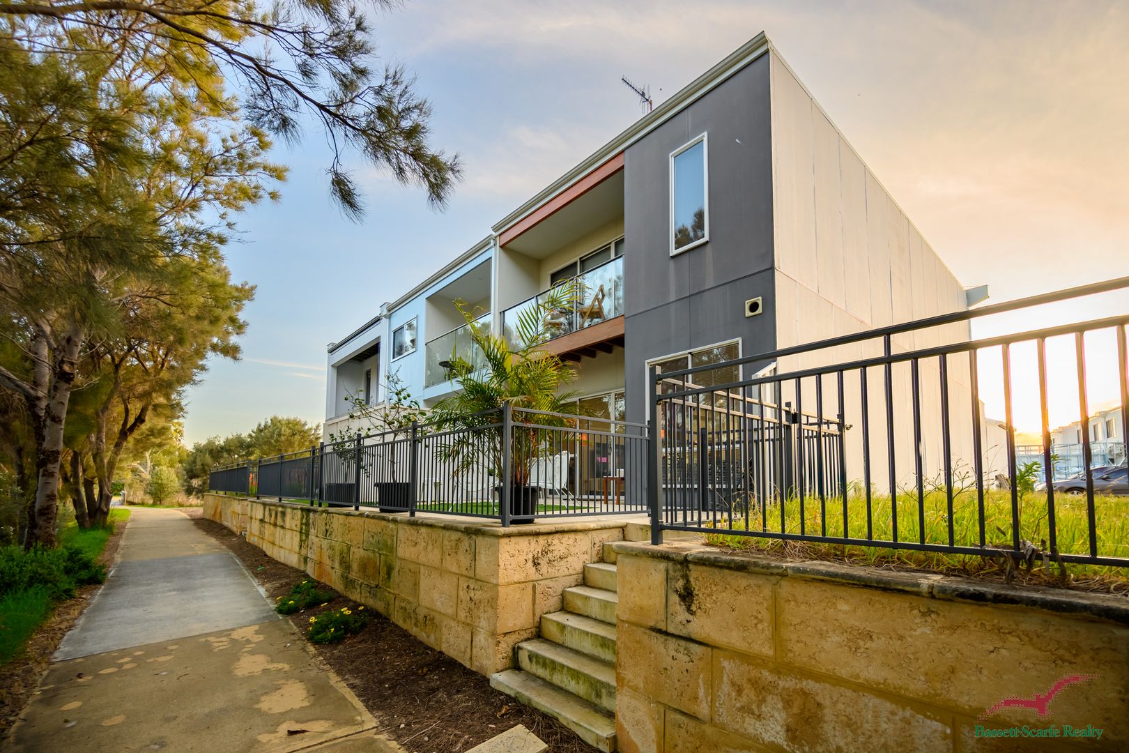 Sold 31/15 Kardan Loop, Falcon WA 6210 on 01 Dec 2022 - 2018047076 | Domain