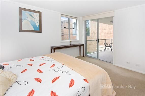 5/233 Cope Street, Waterloo NSW 2017 - Apartment For Rent | Domain