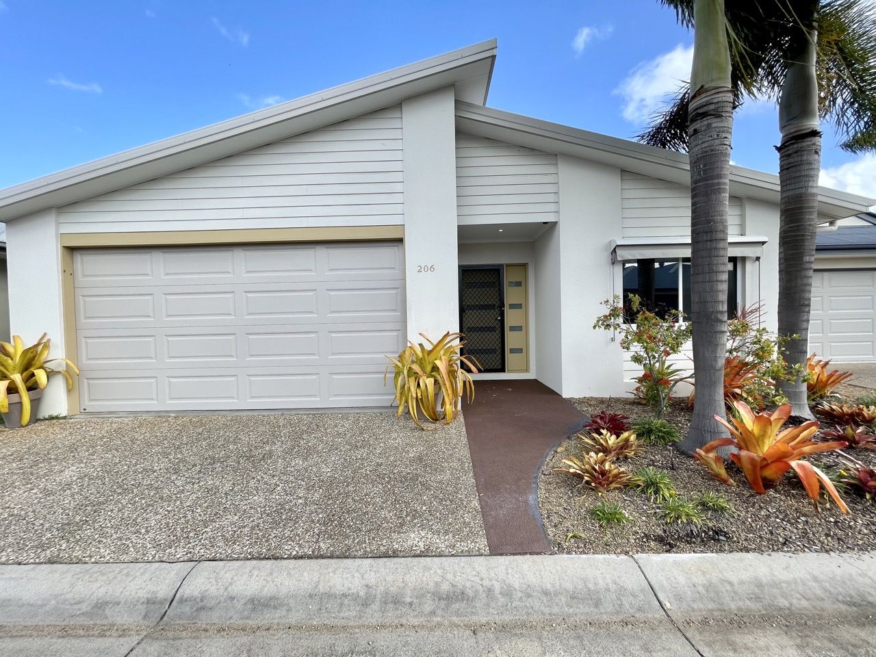 206/25-67 BURRUM HEADS ROAD, Eli Waters QLD 4655 | Domain