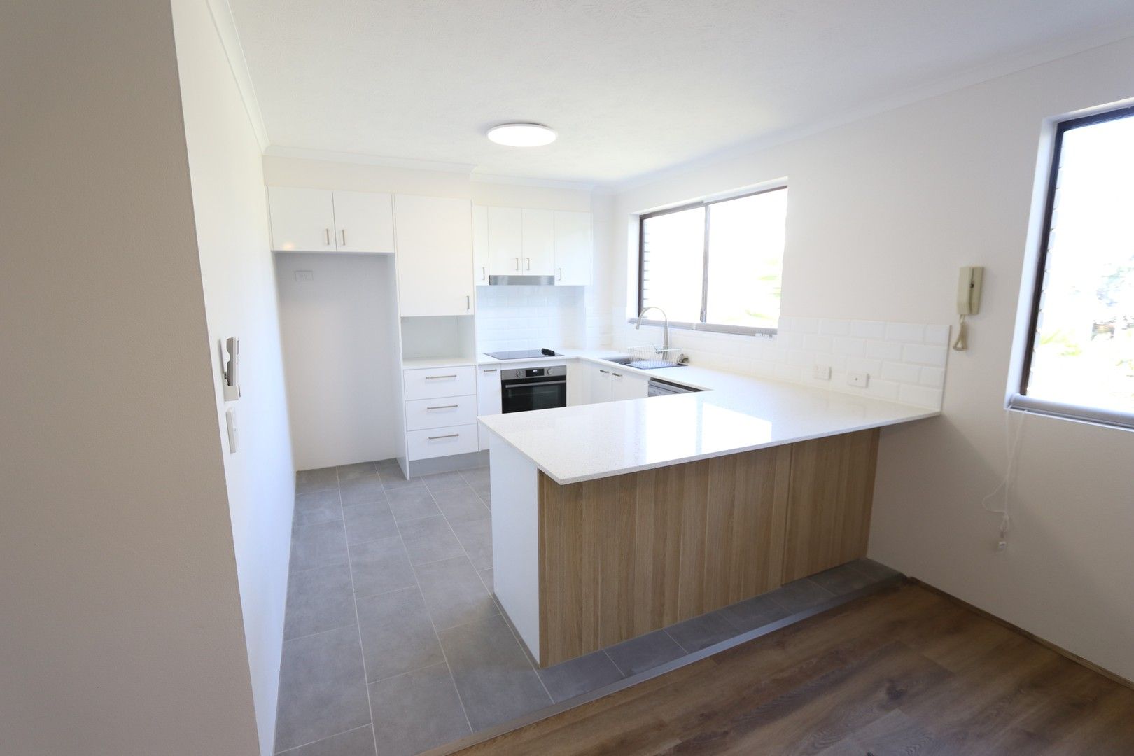 10/2271 Gold Coast Highway, Mermaid Beach QLD 4218 - Apartment For Rent | Domain