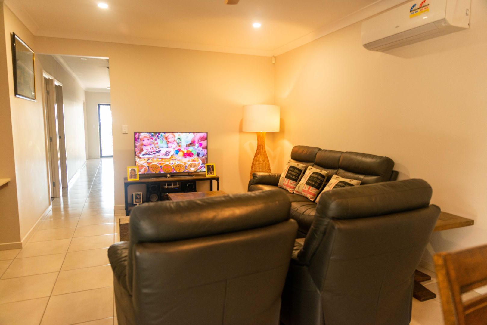 15 Mount Barlow Street, Park Ridge QLD 4125 - House For Rent | Domain