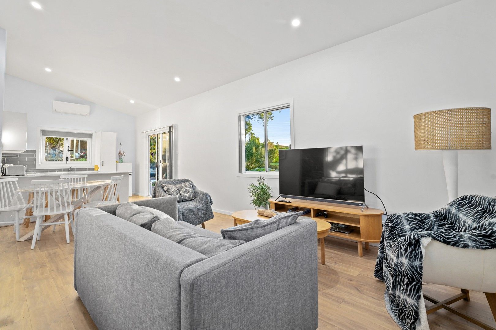 69a Hillside Road, Avoca Beach NSW 2251 - Villa For Rent | Domain