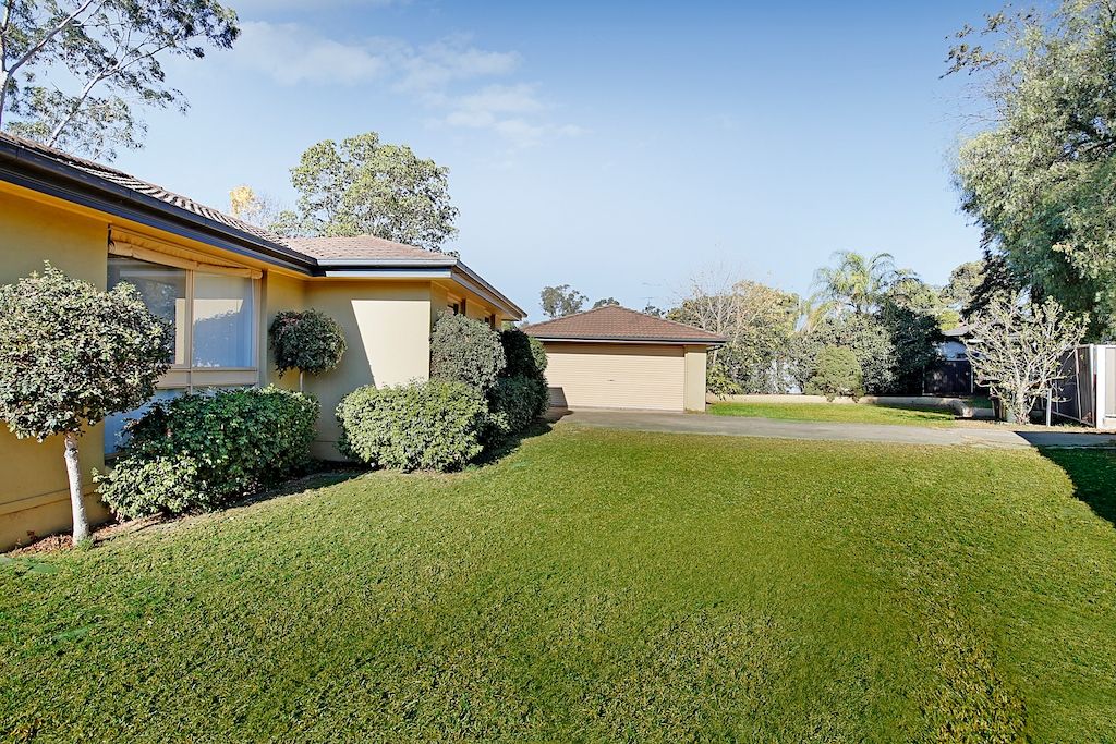 17 Cunningham Place, Camden South NSW 2570 - House For Rent | Domain