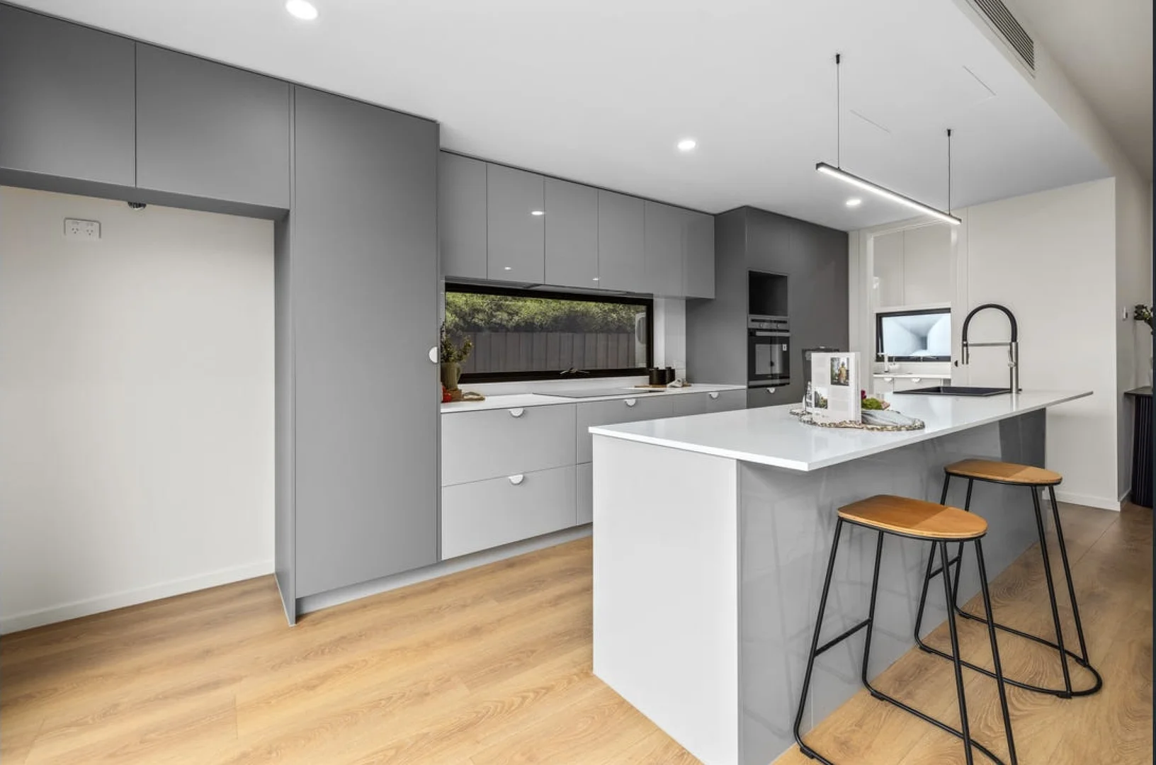 1/169 Old Wells Road, Seaford VIC 3198 - Townhouse For Rent | Domain