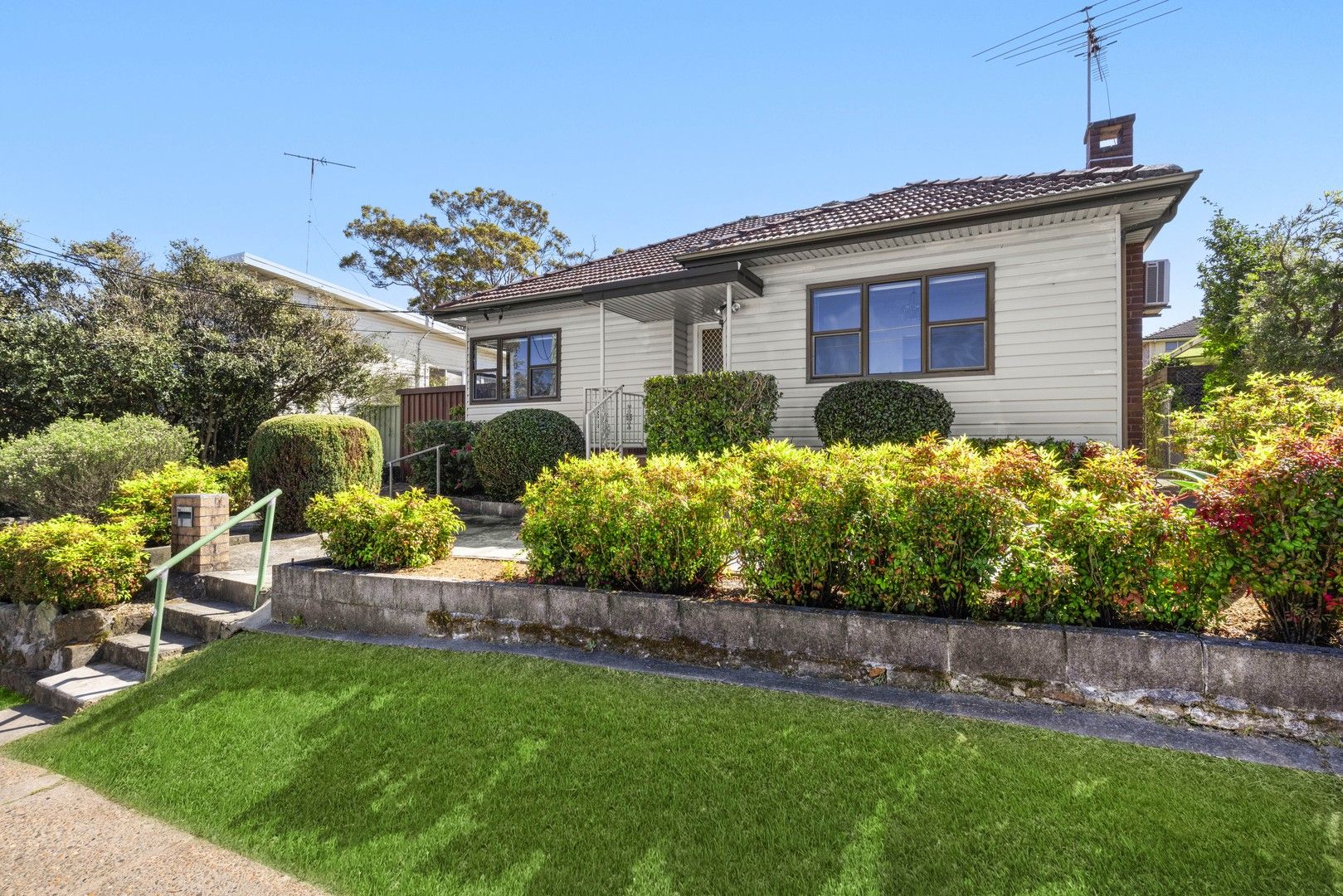 517 Box Road, Jannali NSW 2226 - House For Rent | Domain