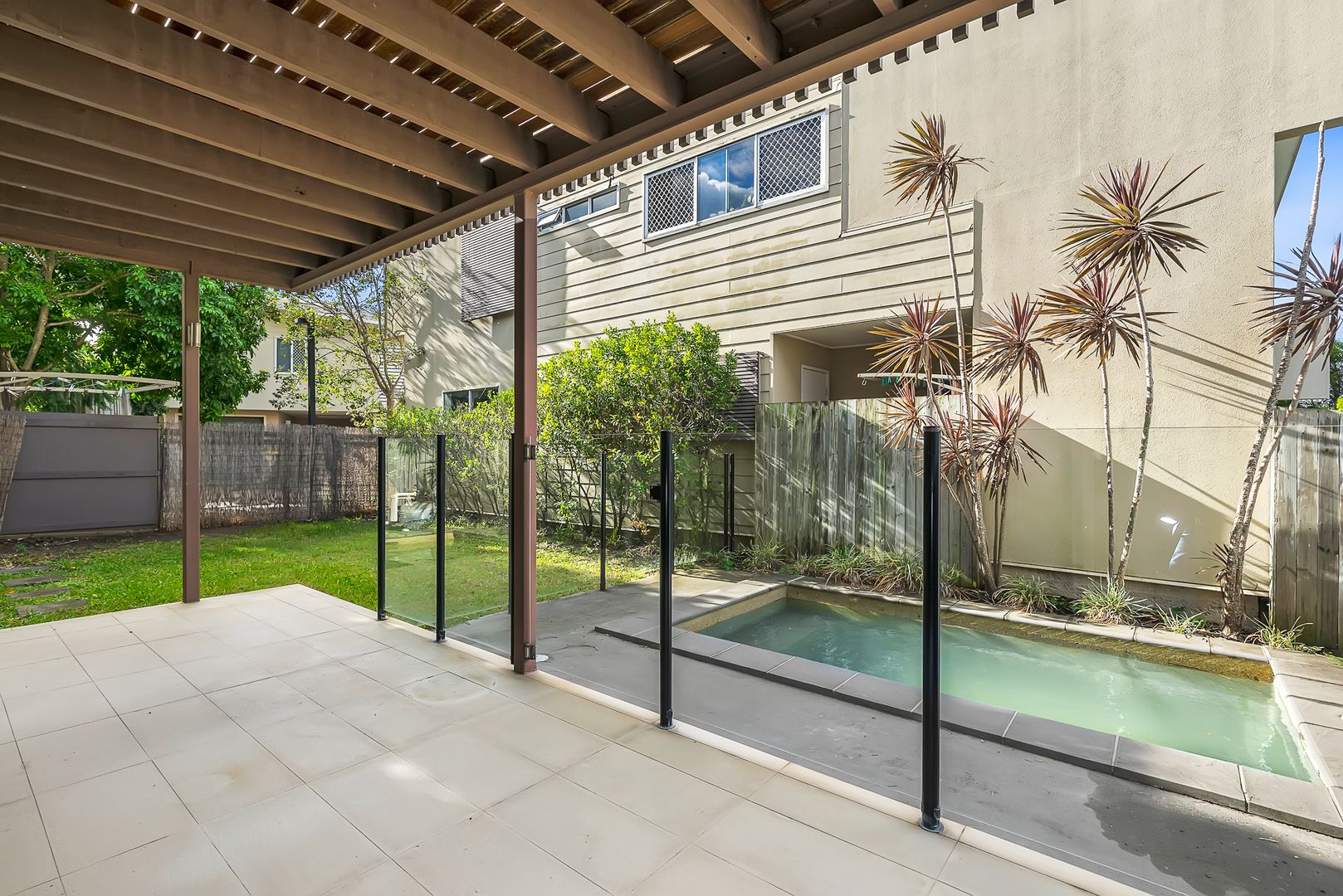 Unit 5/99 Ashby St, Fairfield QLD 4103 - Townhouse For Rent | Domain
