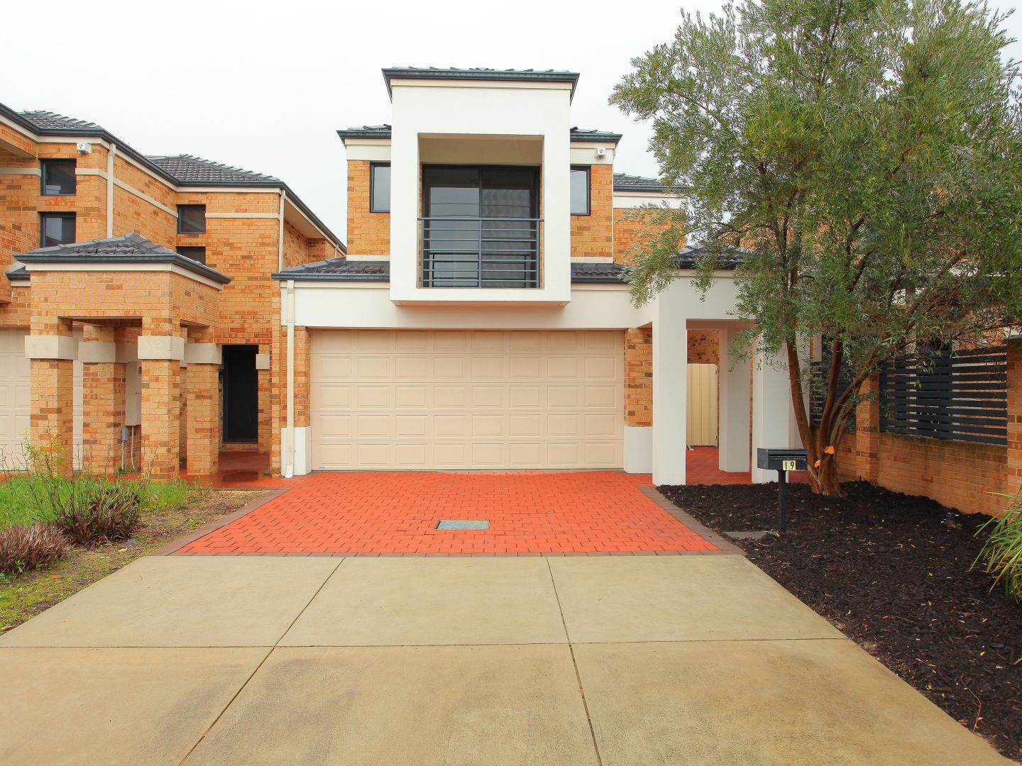 19 Bent Street, Cannington WA 6107 - Townhouse For Rent - $650 | Domain