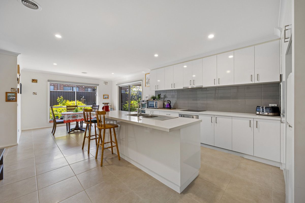 3 Limerick Street, Alfredton VIC 3350 | Domain