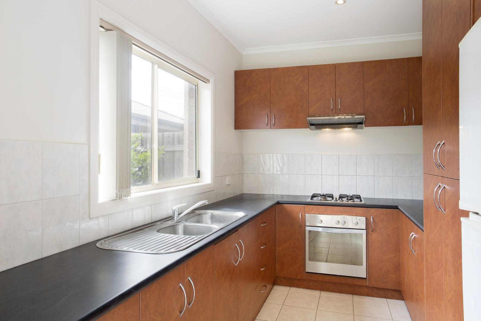 2/9 Monckton Road, Bundoora VIC 3083 - Apartment For Rent | Domain