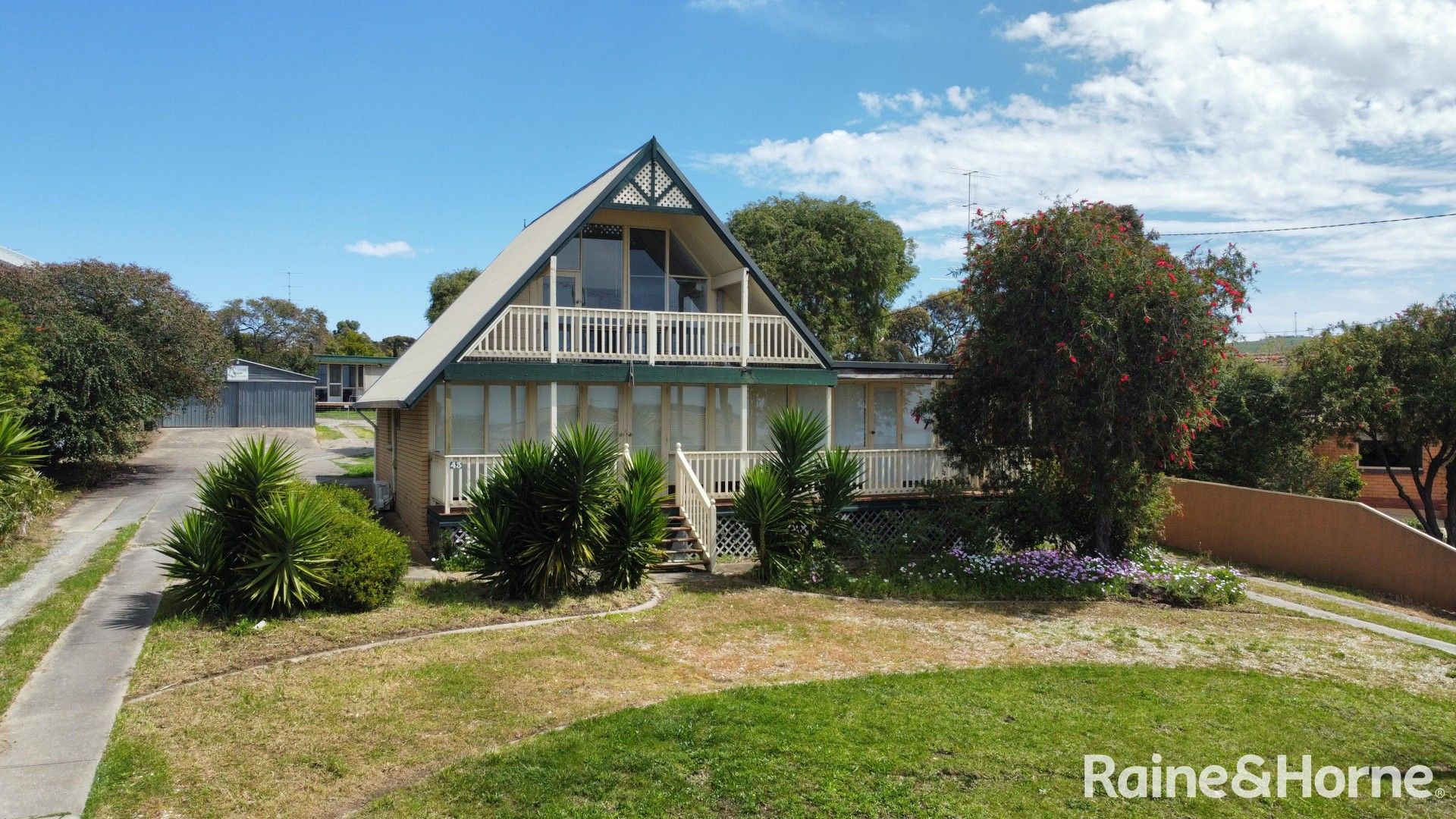 Sold 43 Hilltop Drive, Port Lincoln SA 5606 on 24 Feb 2023 - 2018113934 ...