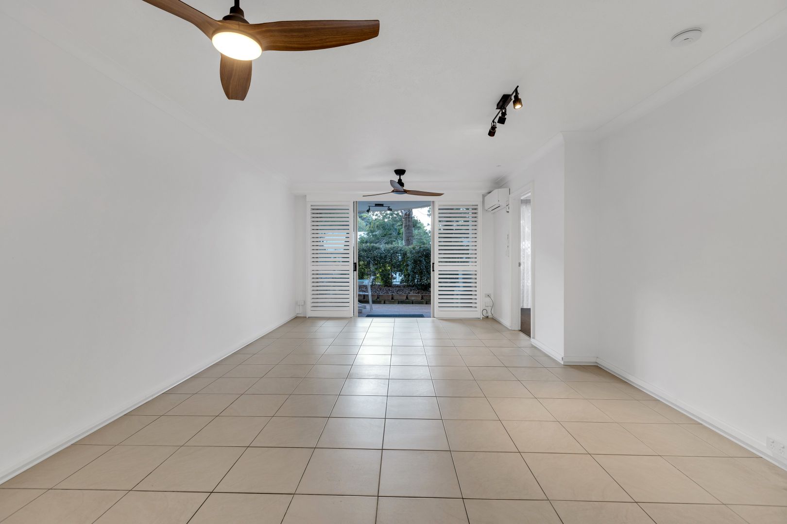 21/15 Santa Monica Road, Miami QLD 4220 | Domain