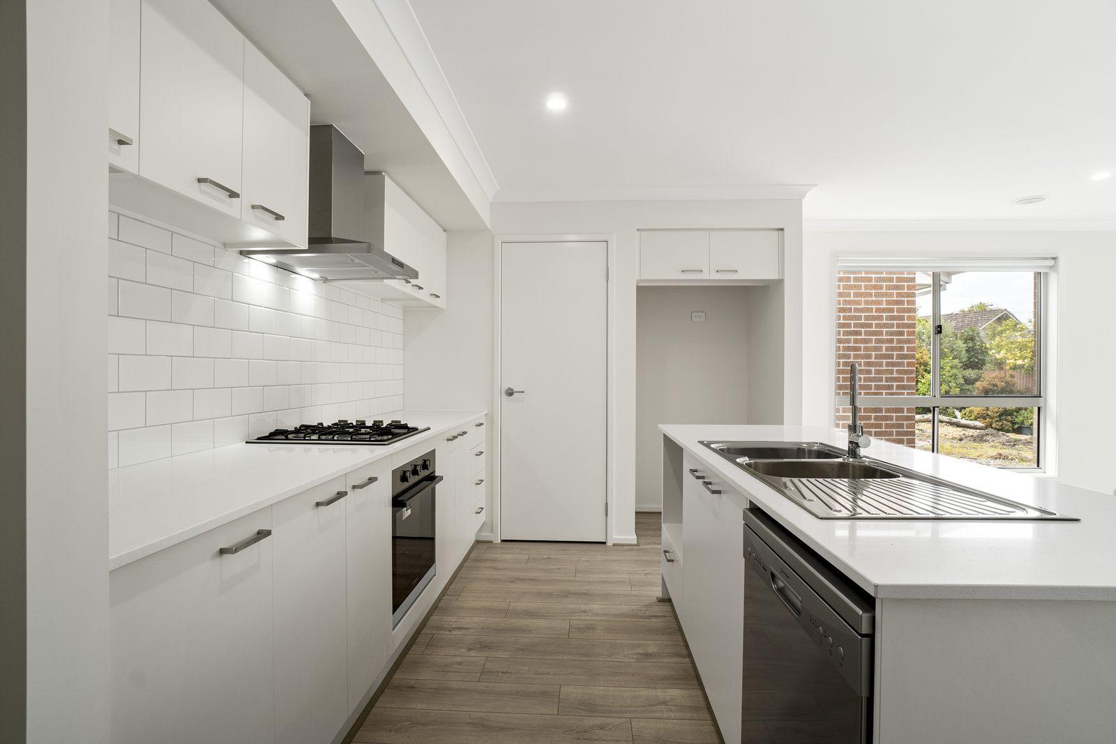 6 Sinclair Street, Colac VIC 3250 - House For Rent | Domain