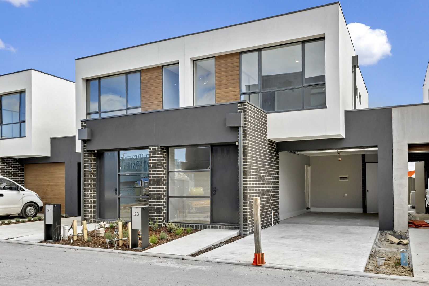 23 Calibre Retreat, Keysborough VIC 3173 - Townhouse For Rent | Domain