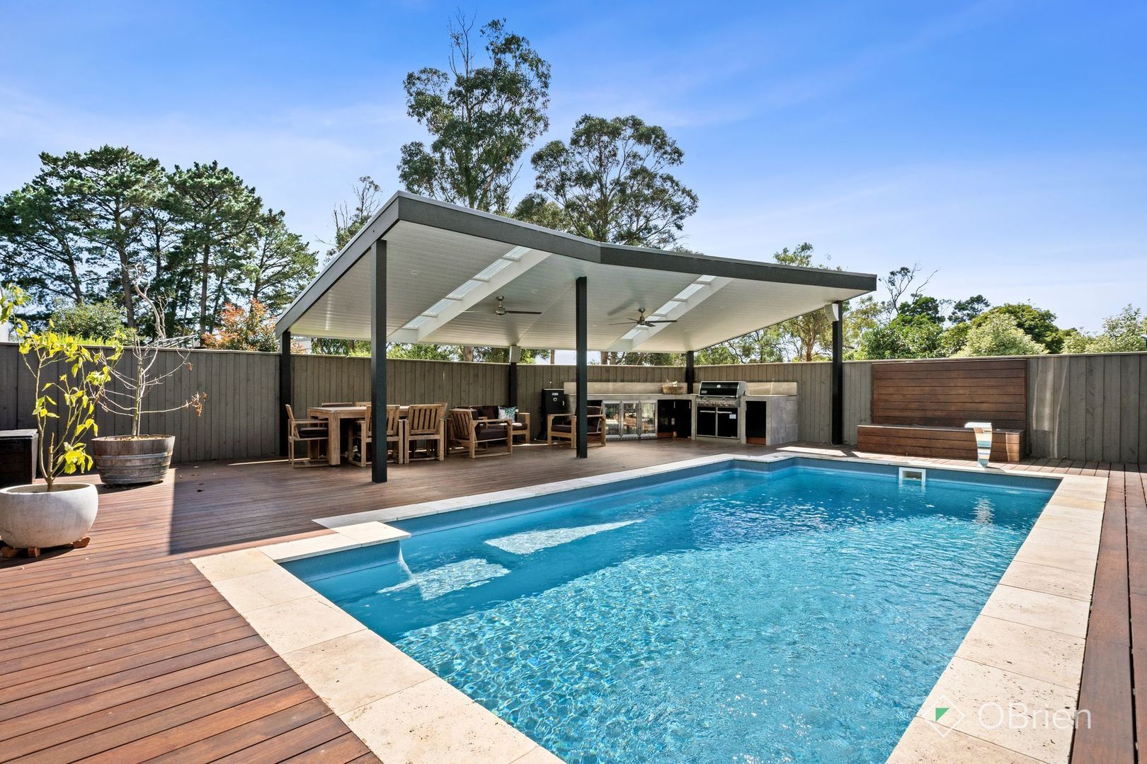 19 Alverstone Grove, Mount Eliza | Property History & Address Research ...