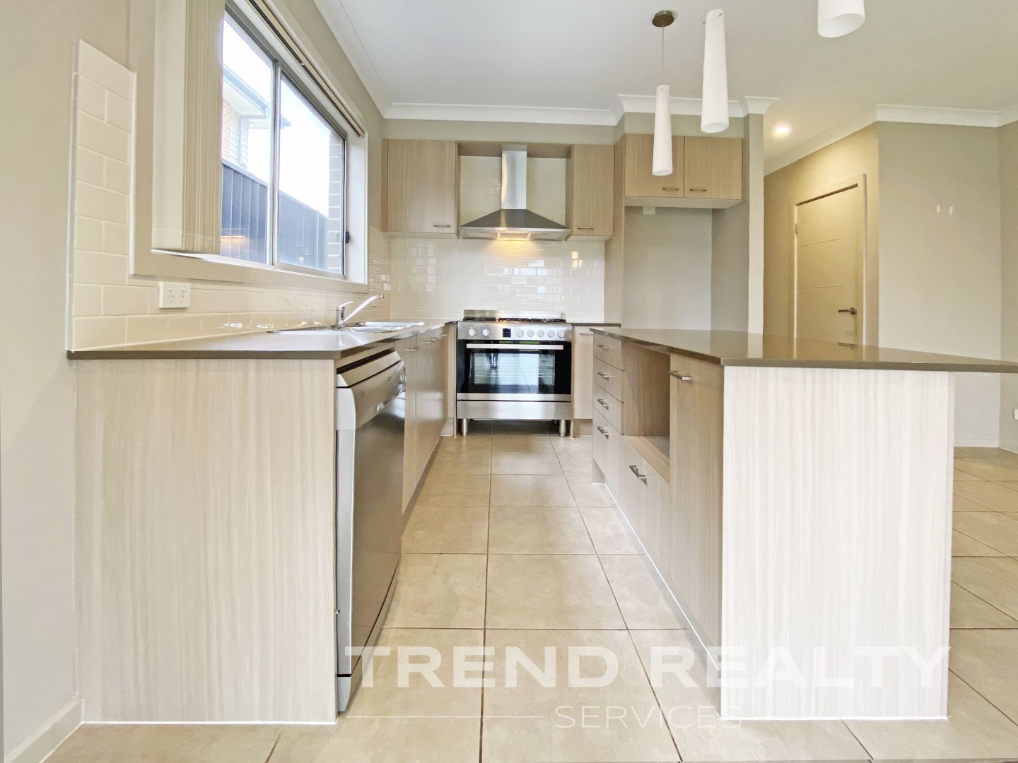 6 Russell Street, Oran Park NSW 2570 - House For Rent - $700 | Domain