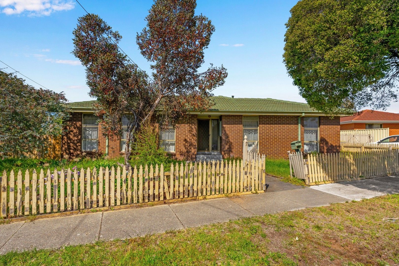 7 Kerr Street, Bacchus Marsh | Property History & Address Research | Domain