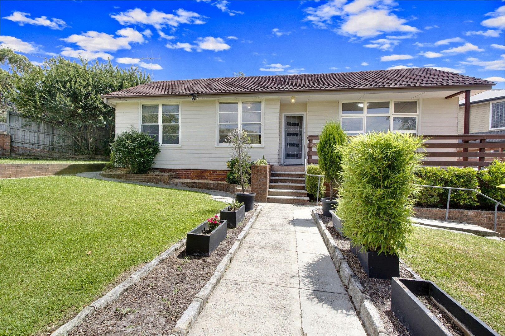 57 Churchill Crescent, Allambie Heights NSW 2100 - House For Rent | Domain