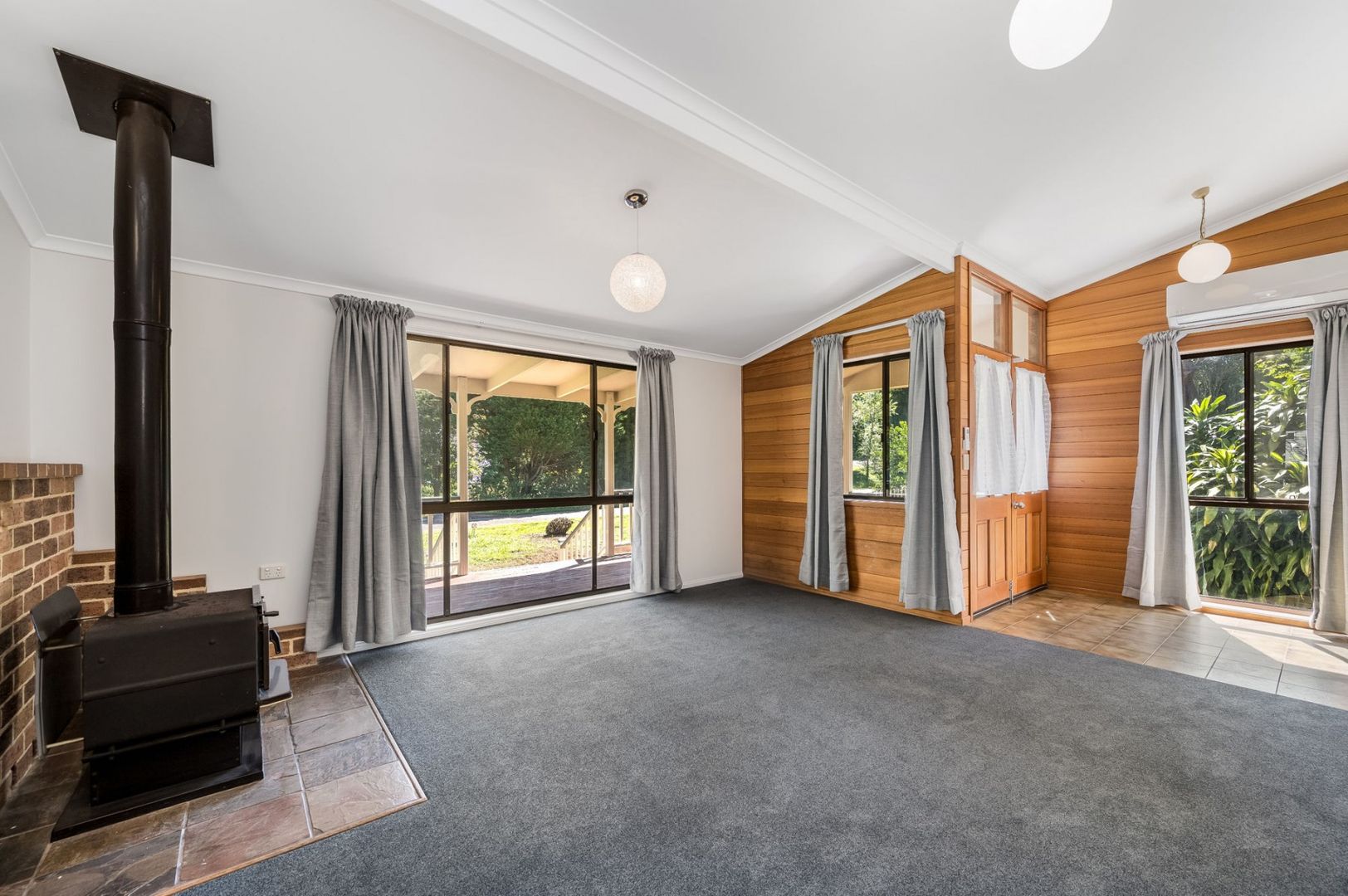 7 Vista Drive, Balmoral Ridge QLD 4552 - House For Rent | Domain