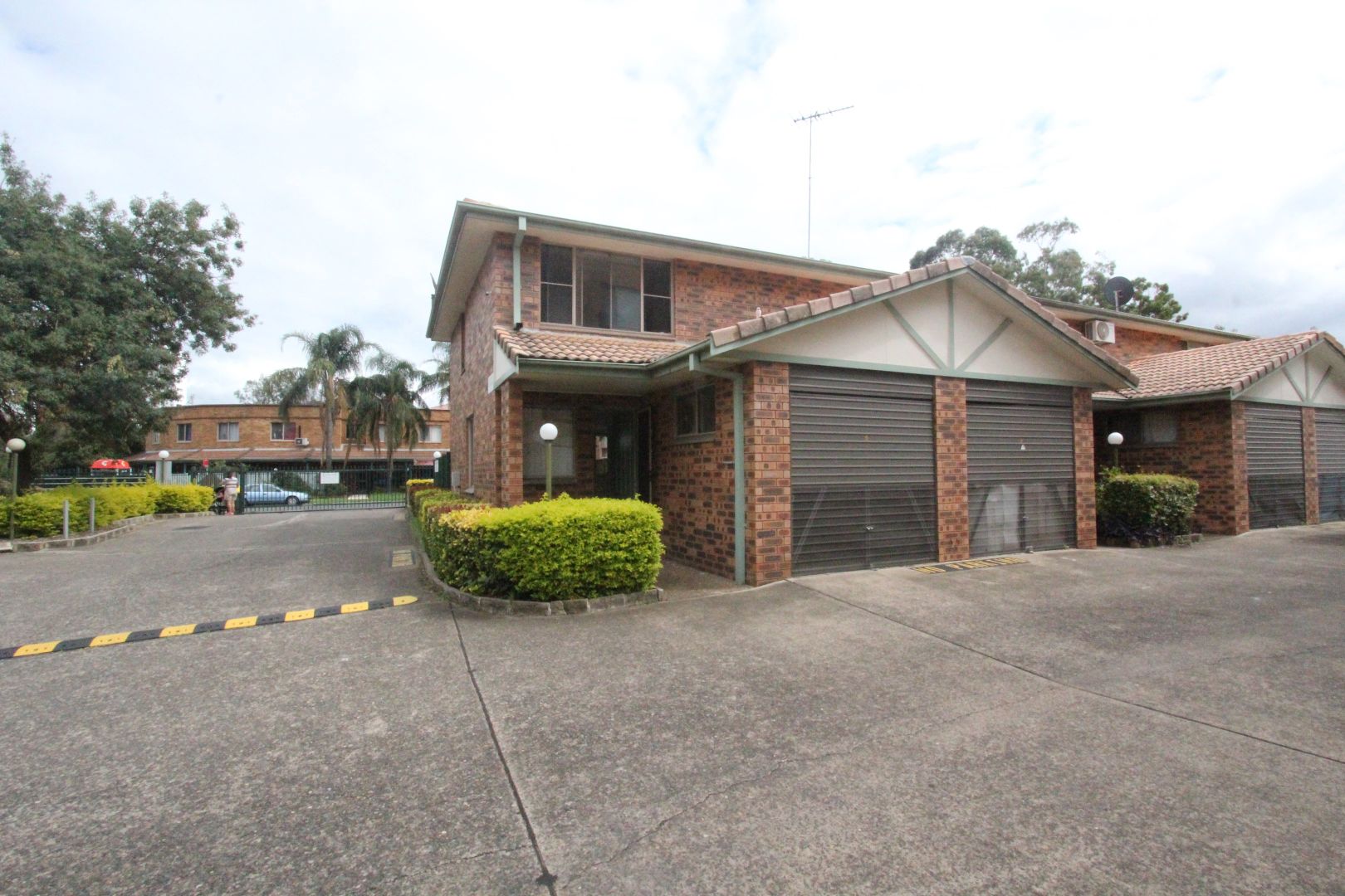 5/1 Riverpark Drive, Liverpool | Property History & Address Research ...